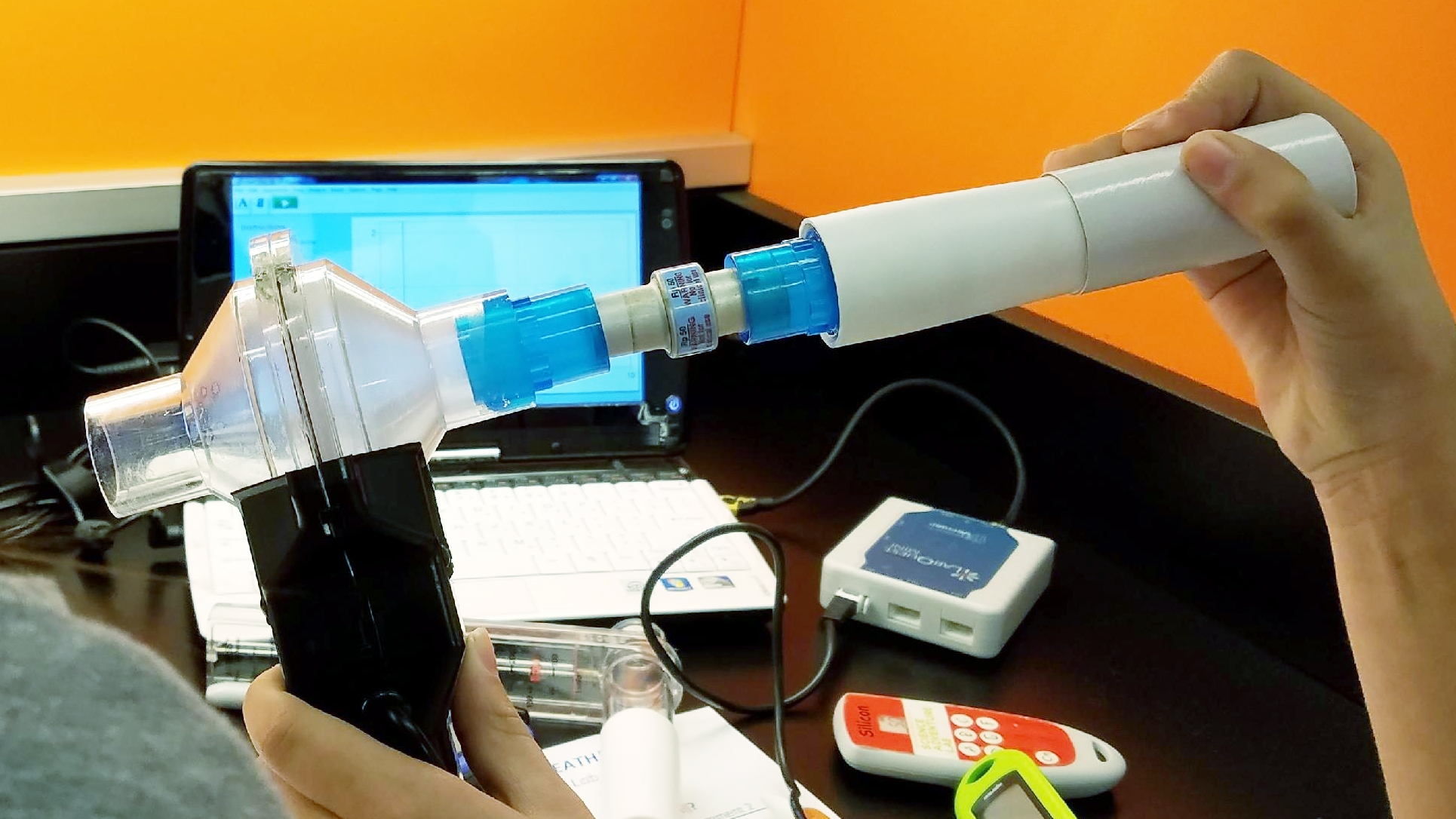 Mobile Teaching Laboratory Provides Inspiration Using Vernier Products